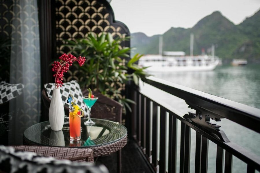 GENESIS REGAL CRUISES 2D1N HA LONG BAY - LAN HA BAY